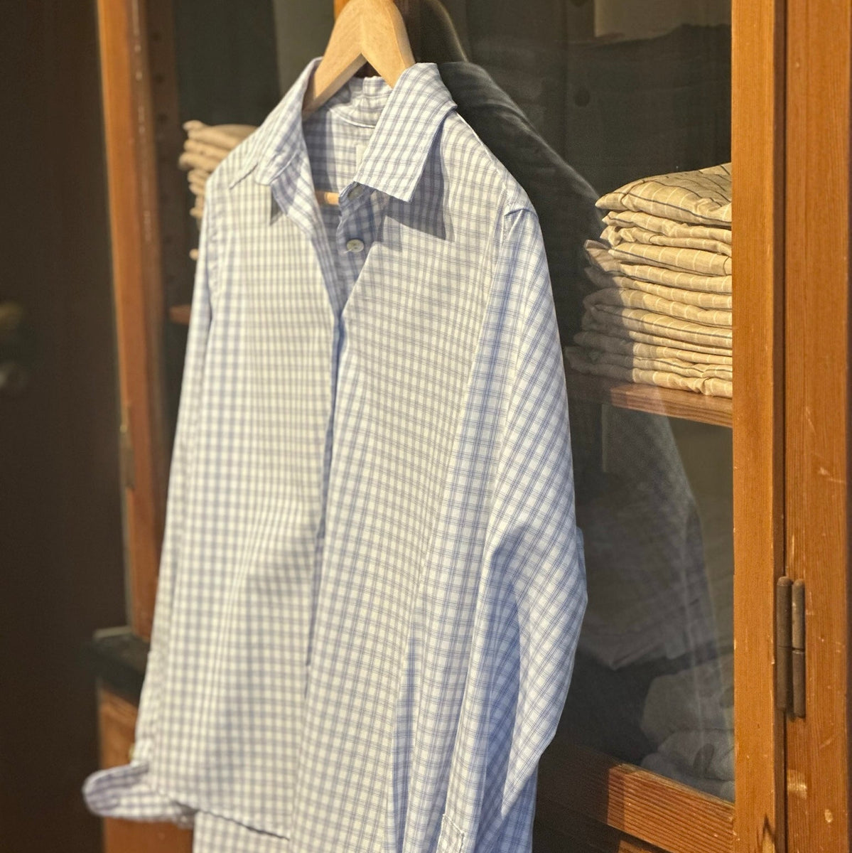 Mati Mati – A Door